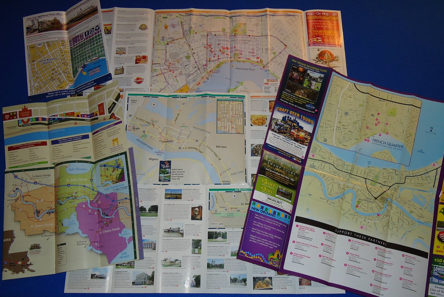 *BRAND NEW* HUGE LOT OF NEW ORLEANS & LOUISIANA BROCHURES & MAPS FRENCH ...