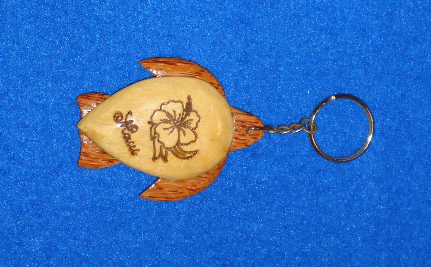 BRAND NEW EXTRAORDINARY HAWAIIAN TURTLE MAUI FLOWER WOODEN KEYCHAIN ...
