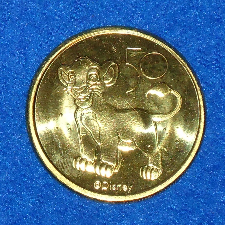 BRAND NEW SPARKLING 50TH ANNIVERSARY WALT DISNEY SIMBA LION KING TOKEN ...