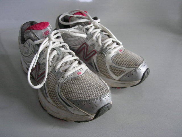 New Balance Women's Running Shoes 7.5 NB 470 White Pink Mesh WR470WP ...