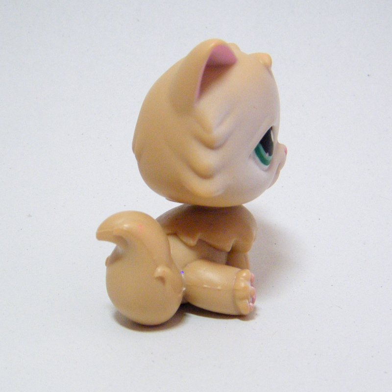 Littlest Pet Shop # 129 Persian CAT Light Tan Body Green Eyes Long Hair