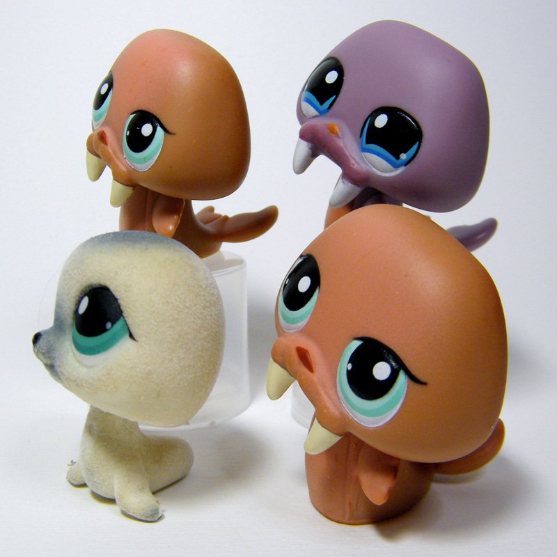Littlest Pet Shop # 977 & 1119 WALRUS Sassiest Pet# 399 Fuzzy SEAL