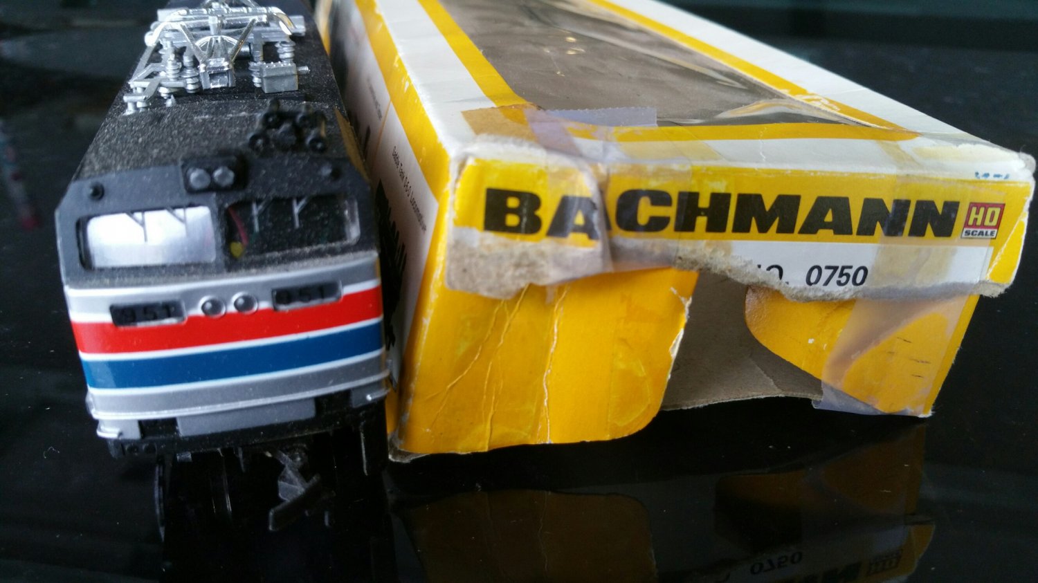 Bachmann 0750 Amtrak E60CP Electric Locomotive, HO Scale in Box