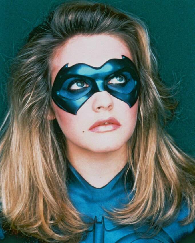 BATMAN & ROBIN ALICIA SILVERSTONE 8x10 Photo
