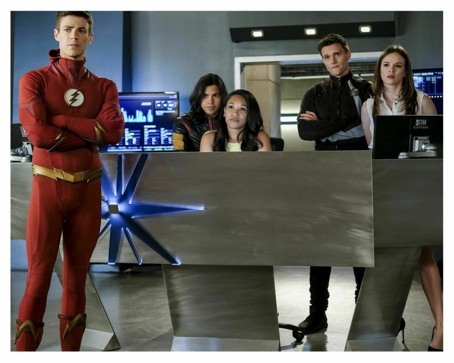The Flash Cast TV Show 16x20 Photo