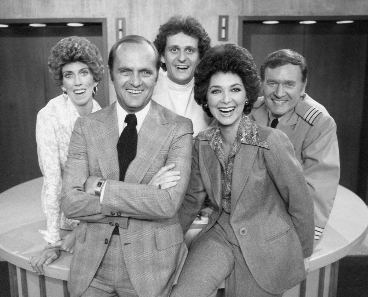 The Bob Newhart Show CAST 16x20 TV SHOW Photo