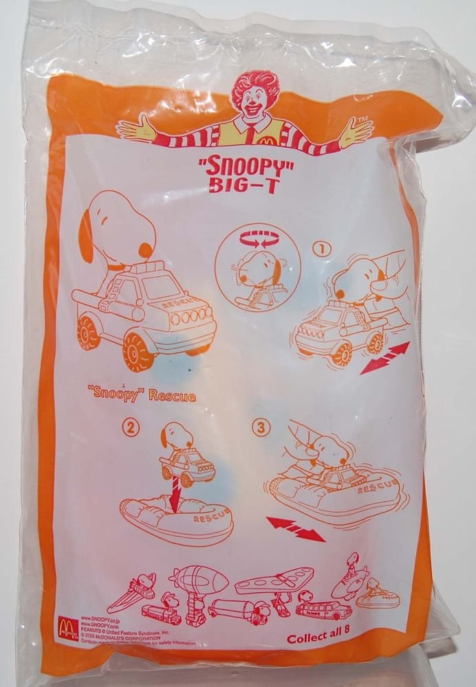 2005 McDonald's Peanuts Happy Meal Toy Snoopy Big-T - Snoopy Rescue
