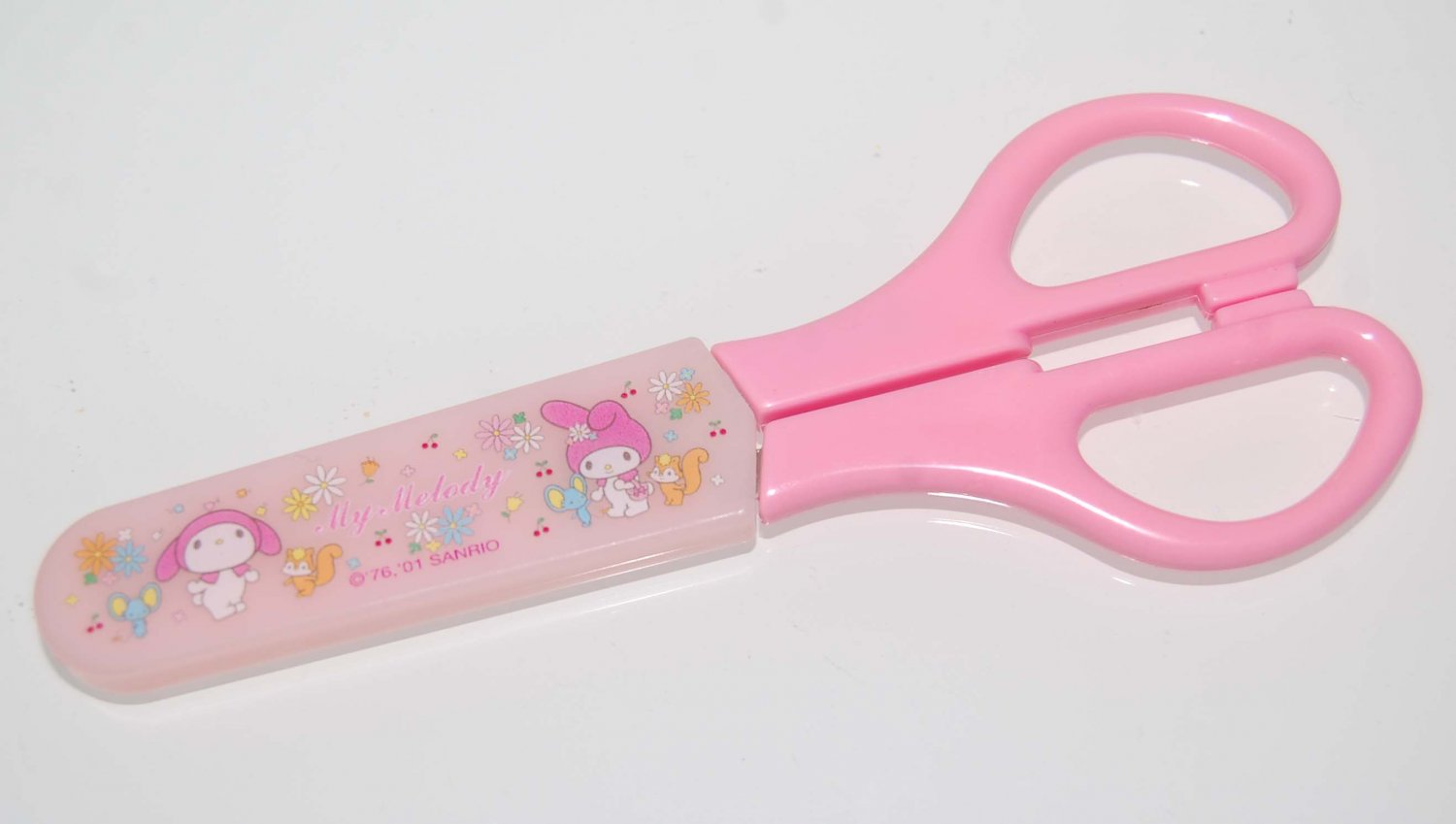 2001 Sanrio My Melody Pink Safety Scissors 5" L / 12.5 cm L Made in Japan