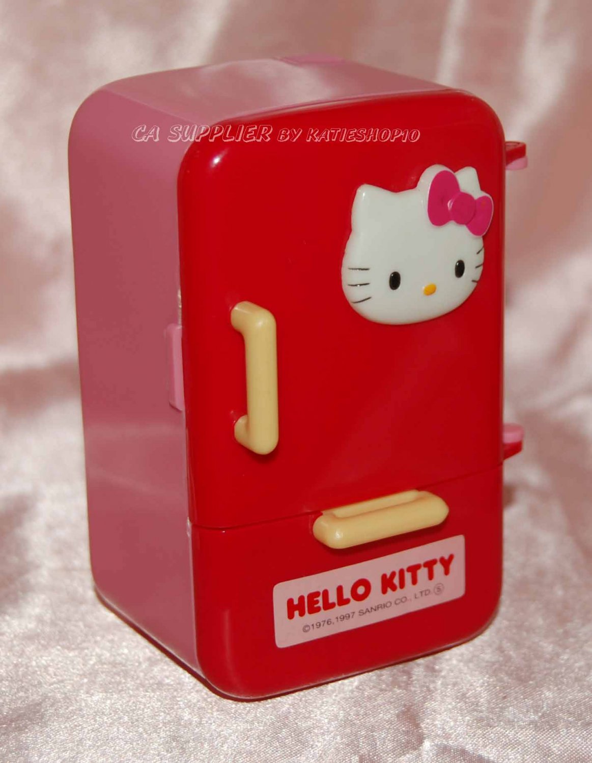 USED 1997 Sanrio Hello Kitty Plastic Fridge Refregerator Toy