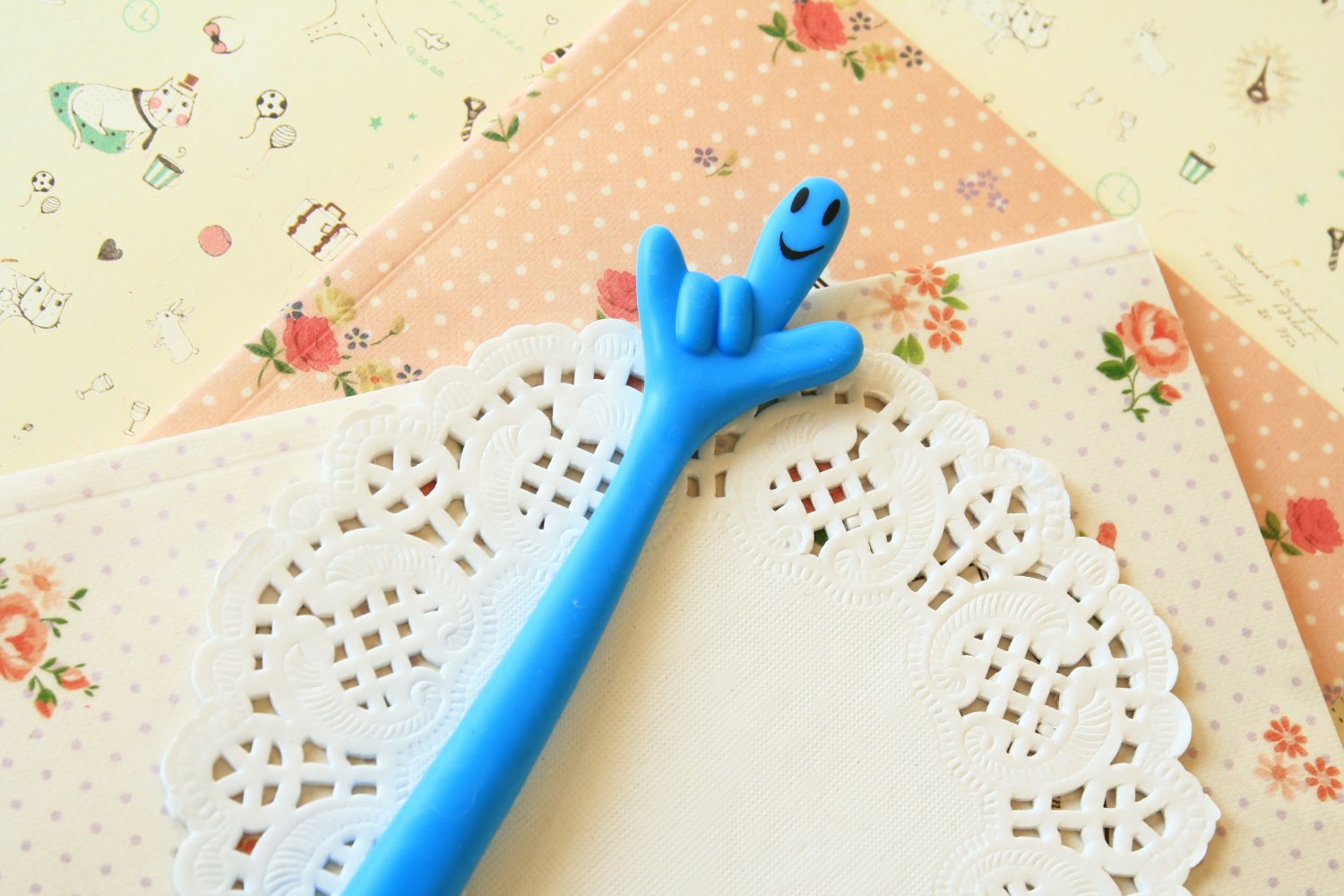 Blue Fingers cute cartoon ballpen