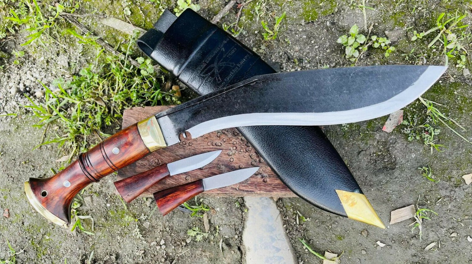 100% Handmade & Hand Forged Nepalese Kukri - Typical Village khukuri- 10.5" Full