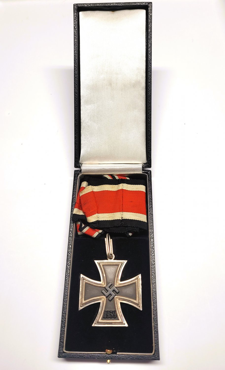 WWII GERMAN KNIGHTS CROSS OF THE IRON CROSS - CASED