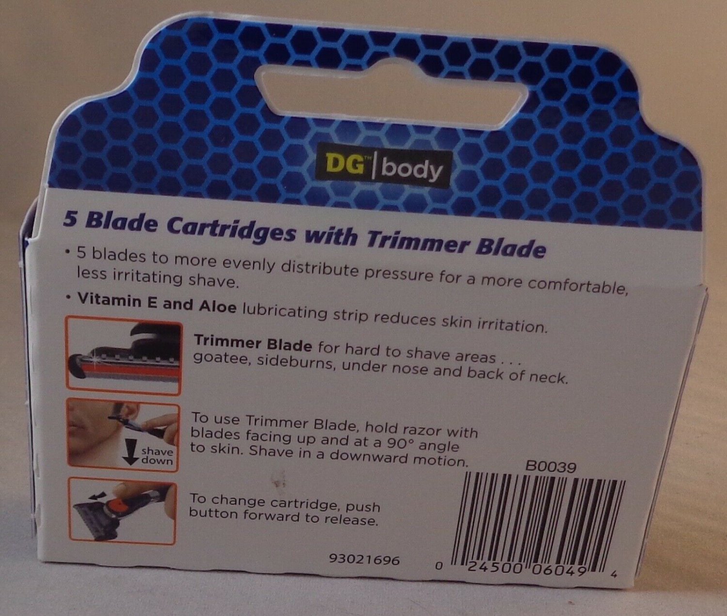 DG/Body Men Razor'S CARTRIDGES lot of (2)