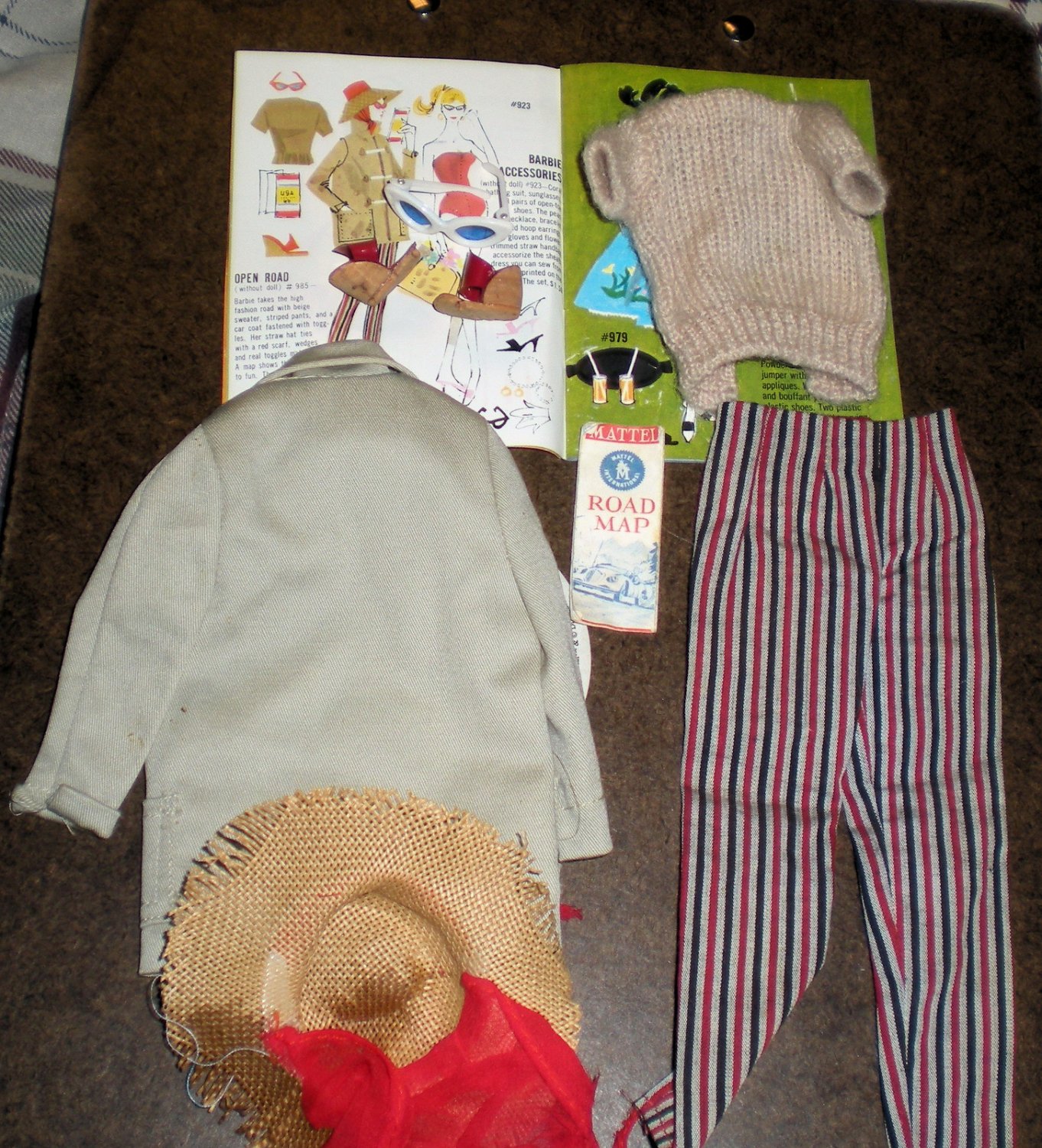 Barbie's Open Road Outfit #985 Circa 1961-1962.