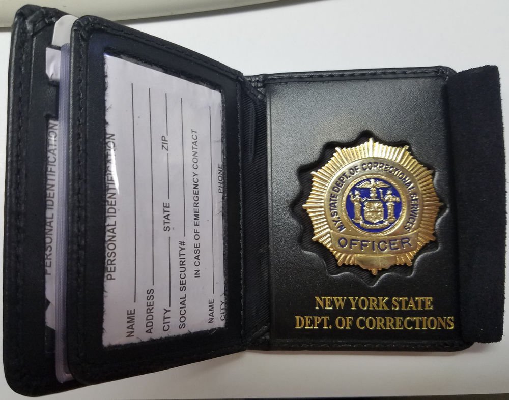NYS-DOCS Officer Badge/ID/DL/CC Wallet w/Gold Leaf Lettering (Badge Not ...