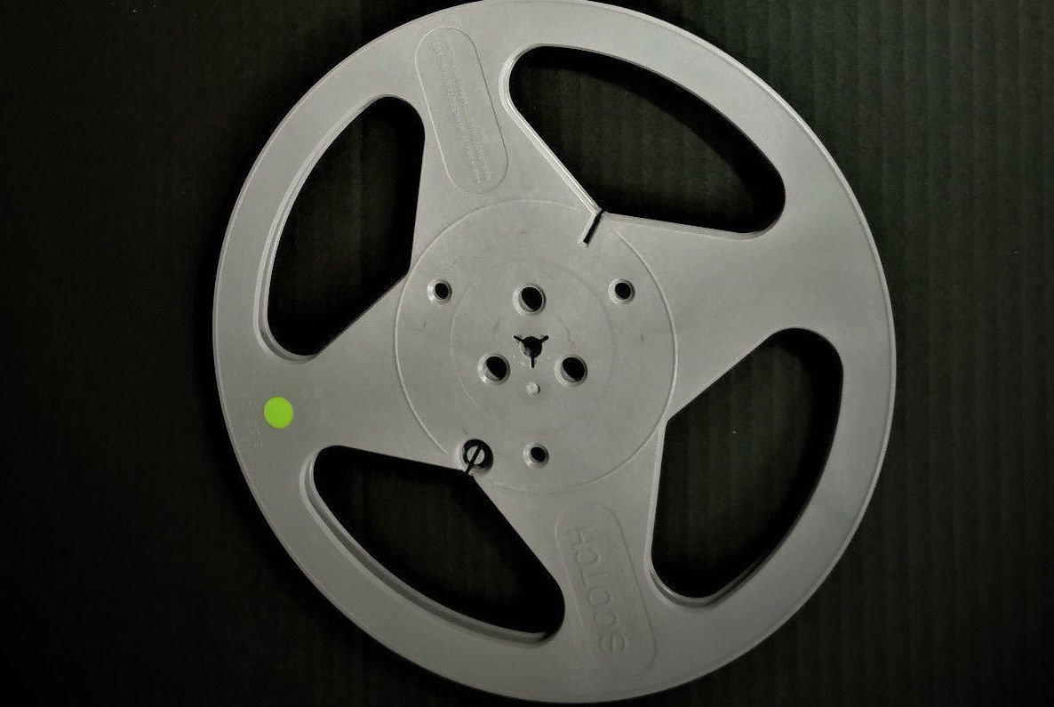 (1) SCOTCH BRAND 10 ½” Magnetic Tape ¼” Reel to Reel Plastic
