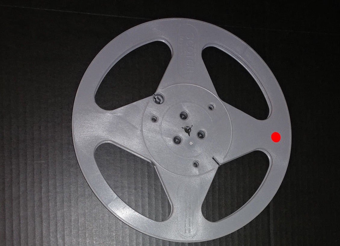 (1) SCOTCH BRAND 10 ½” Magnetic Tape ¼” Reel to Reel Plastic