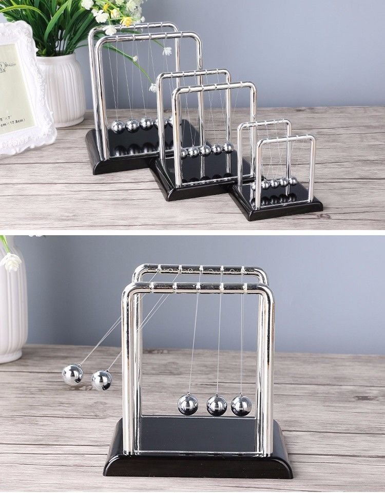 Newton's Cradle Art in Motion Balance Balls Physics Pendulum Science ...