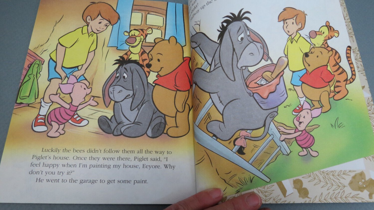 Disney's Winnie The Pooh Eeyore, Be Happy ! Little Golden Book 1994 102-62