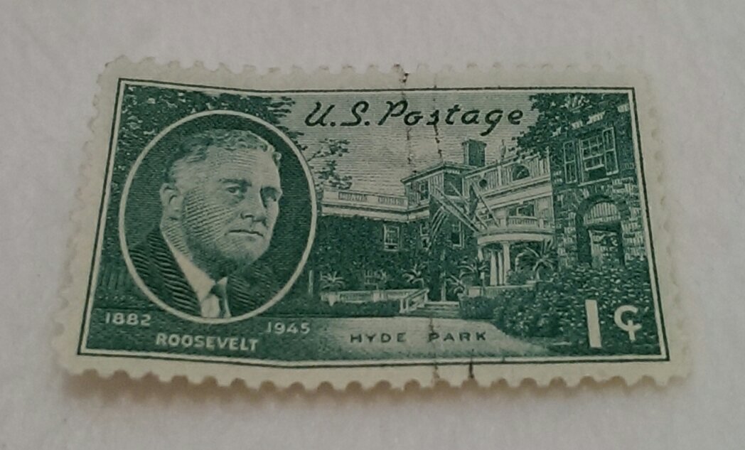 Green One Cent U.S. Postage Roosevelt Stamp, Hyde Park 1882-1945