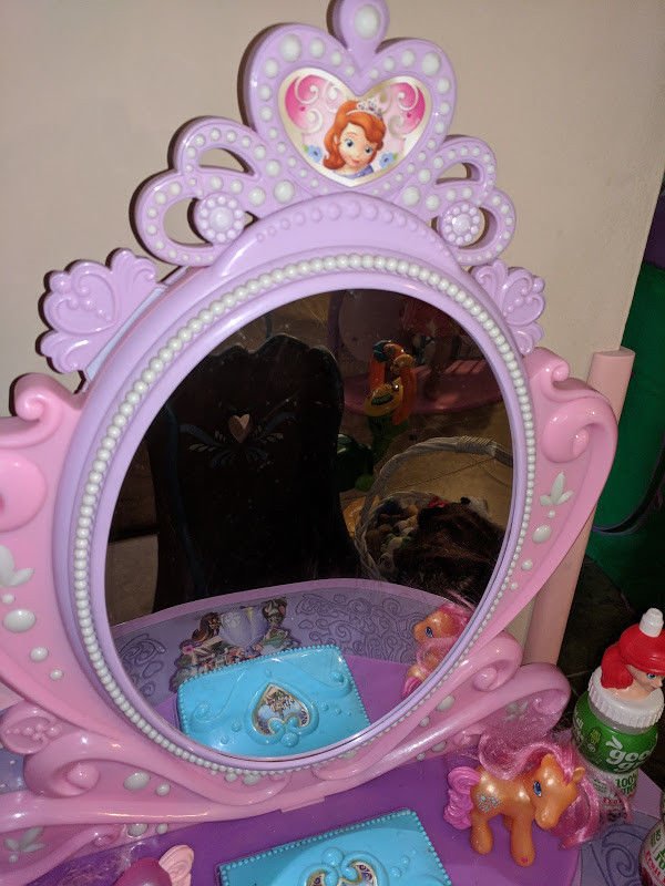 Rare Sofia The First Vanity Mirror with Stool