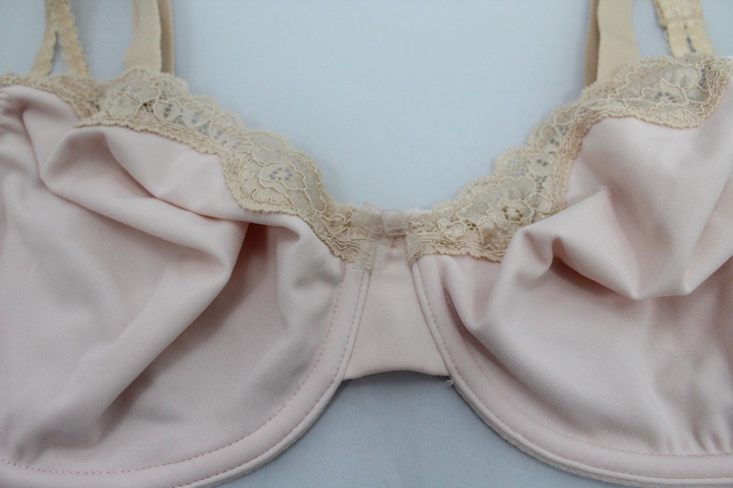 Lunaire Whimsy Aruba Lace Trim Seamless Unlined Bra Pink Beige #16111