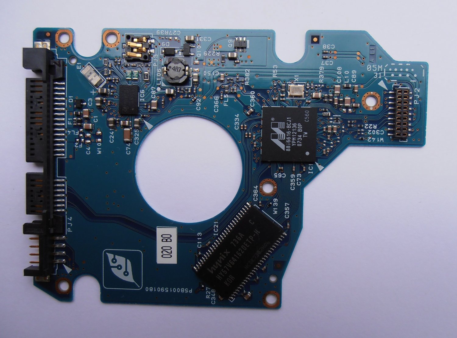 PCB G5B0015 9000-A TOSHIBA MK2035GSS 200gb 2.5" SATA 0640 INTERNAL ROM