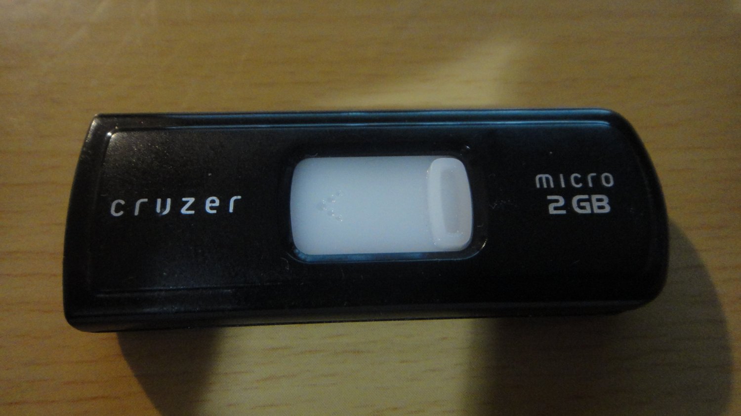 SanDisk Black Cruzer Slider Micro 2.0 GB USB Flash Drive w/U3 Smart
