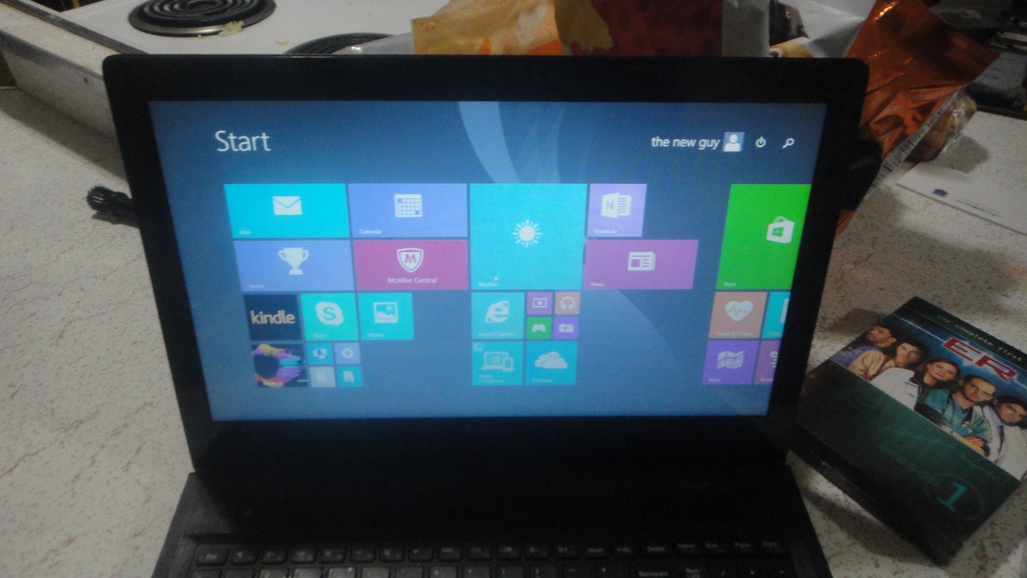 Lenovo G50-45 Laptop - 500GB HD, 6GB RAM, AMD A8 APU, Windows 8.1 64 ...
