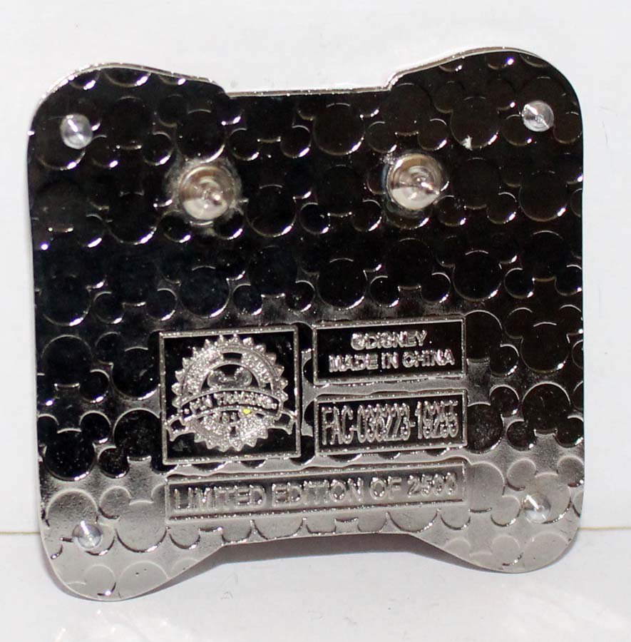 Disneyland Resort I Heart Gaming Chip and Dale Rescue Rangers Pin ...