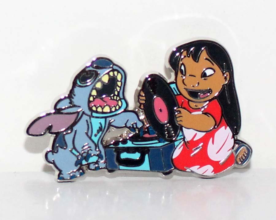 Disney Store Lilo & Stitch with Record Player Pin