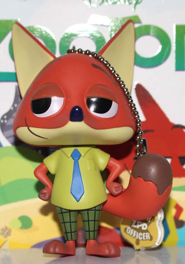 MIniso Disney Zootopia Nick Wilde Bag Clip/Standing Figure with Charm