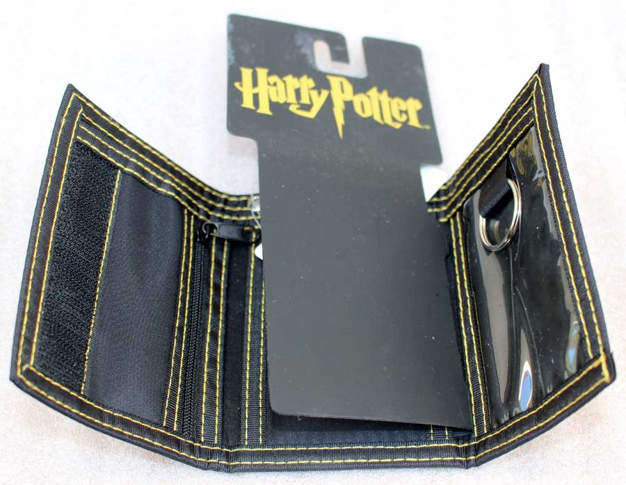 Bioworld Harry Potter Hogwarts Trifold Fabric Wallet New on Hanger