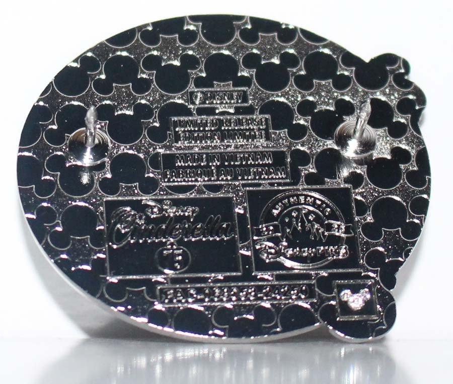 Disney Cinderella 75th Anniverssary Pin Trying On Slipper Limited Release