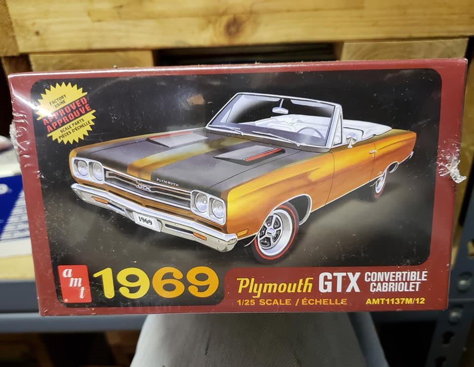 AMT 1969 Plymouth GTX Convertible Model Kit Sealed in Box AMT1137M
