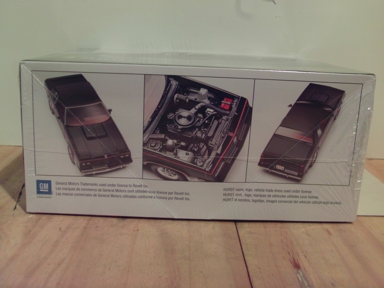 Revell 1983 Hurst Oldsmobile Model Kit Sealed in Box 85-4317