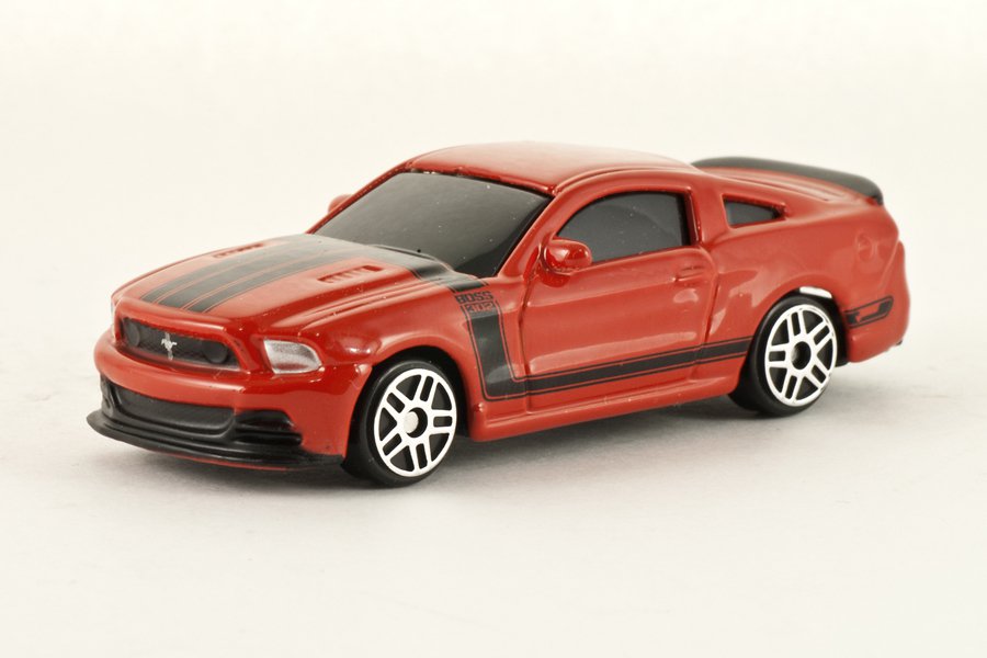 2017 Maisto 1:64 Ford Mustang Boss 302 in Red Carded 11717