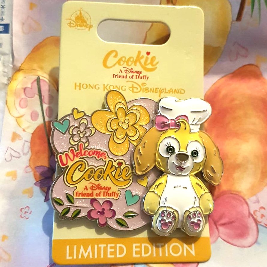 Disney Pins Friend of Duffy Cookie Limited Edition クッキー from Hong Kong ...
