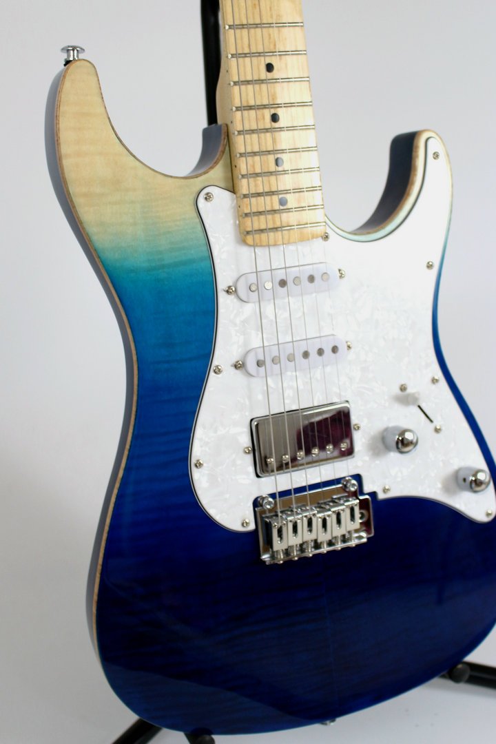 Tom Anderson Guitar Replica Tiger Striped Maple Cover Alnico Pickups