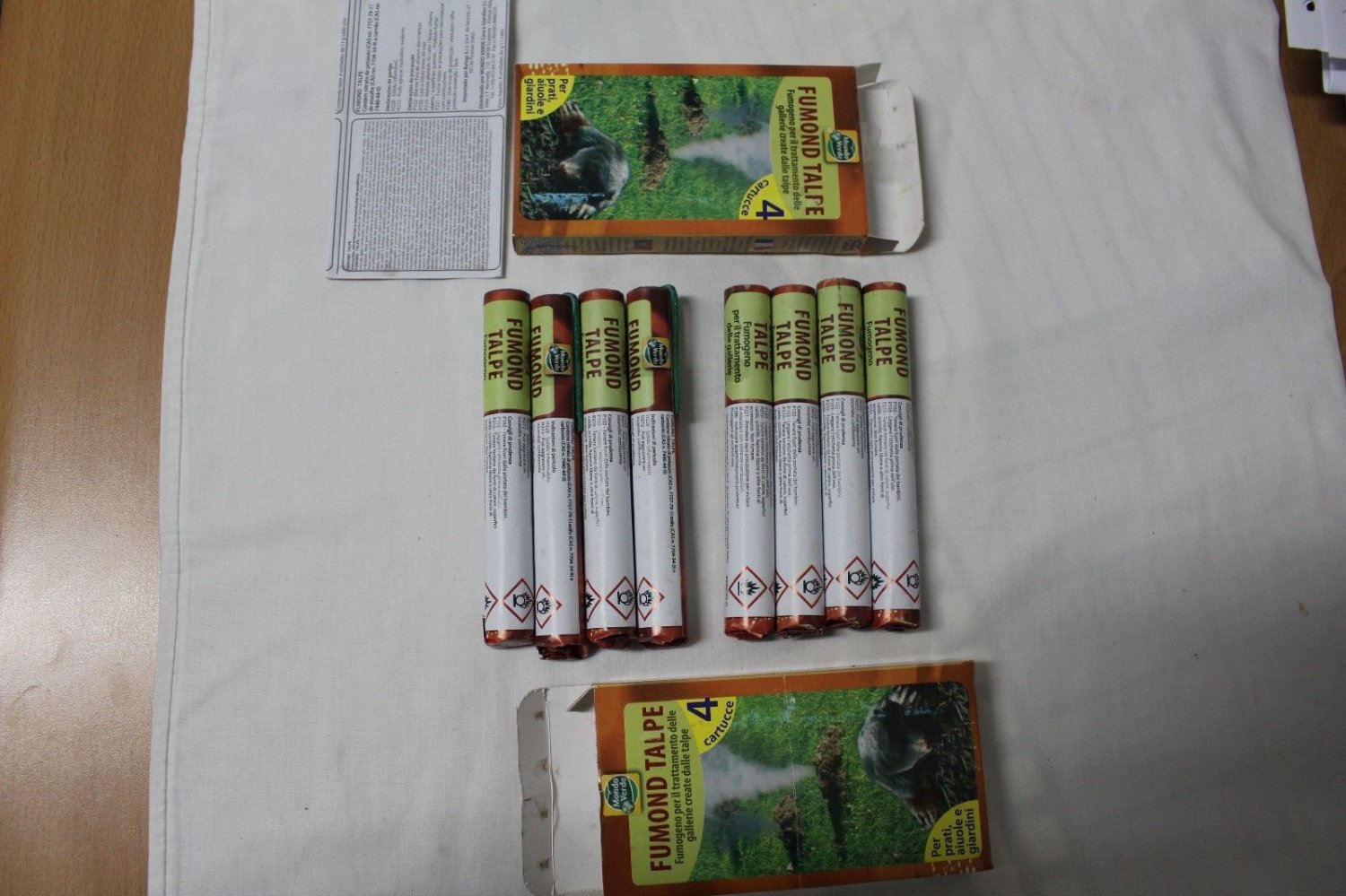 8 x Smoke bomb Professional Blind moles Mole Repellent up to 50 m2 hole ...