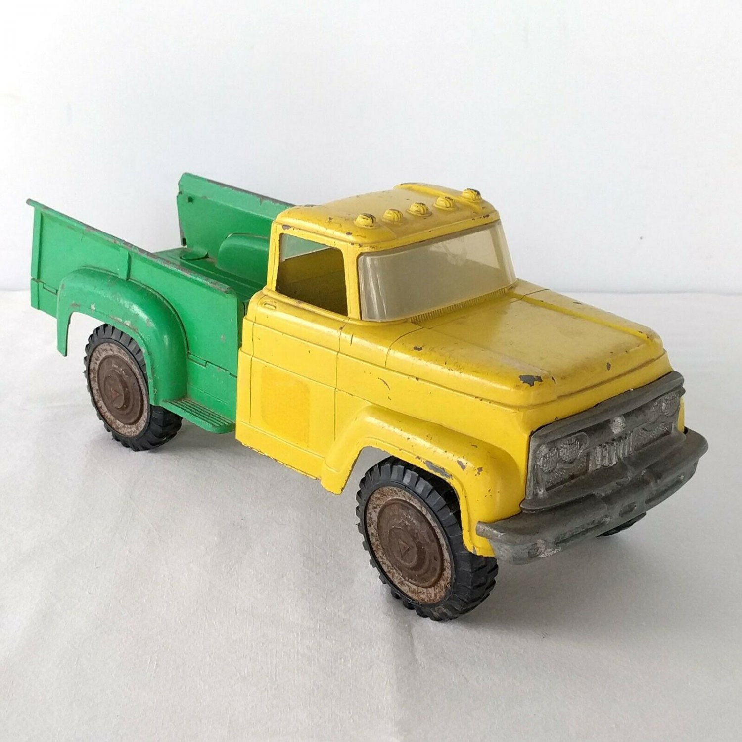 Vintage 1960s HUBLEY 800 Pickup Truck Green & Yellow ~ Made in the USA