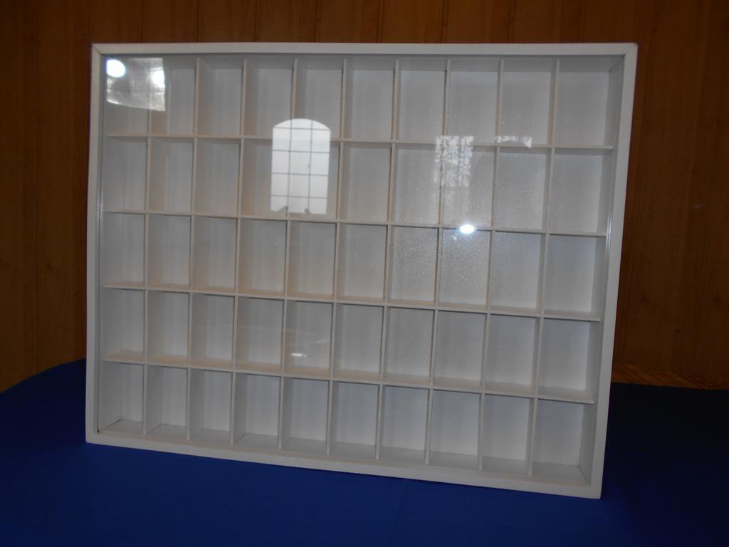 Showcase, Wall Display case cabinet for LEGO minifigures CB
