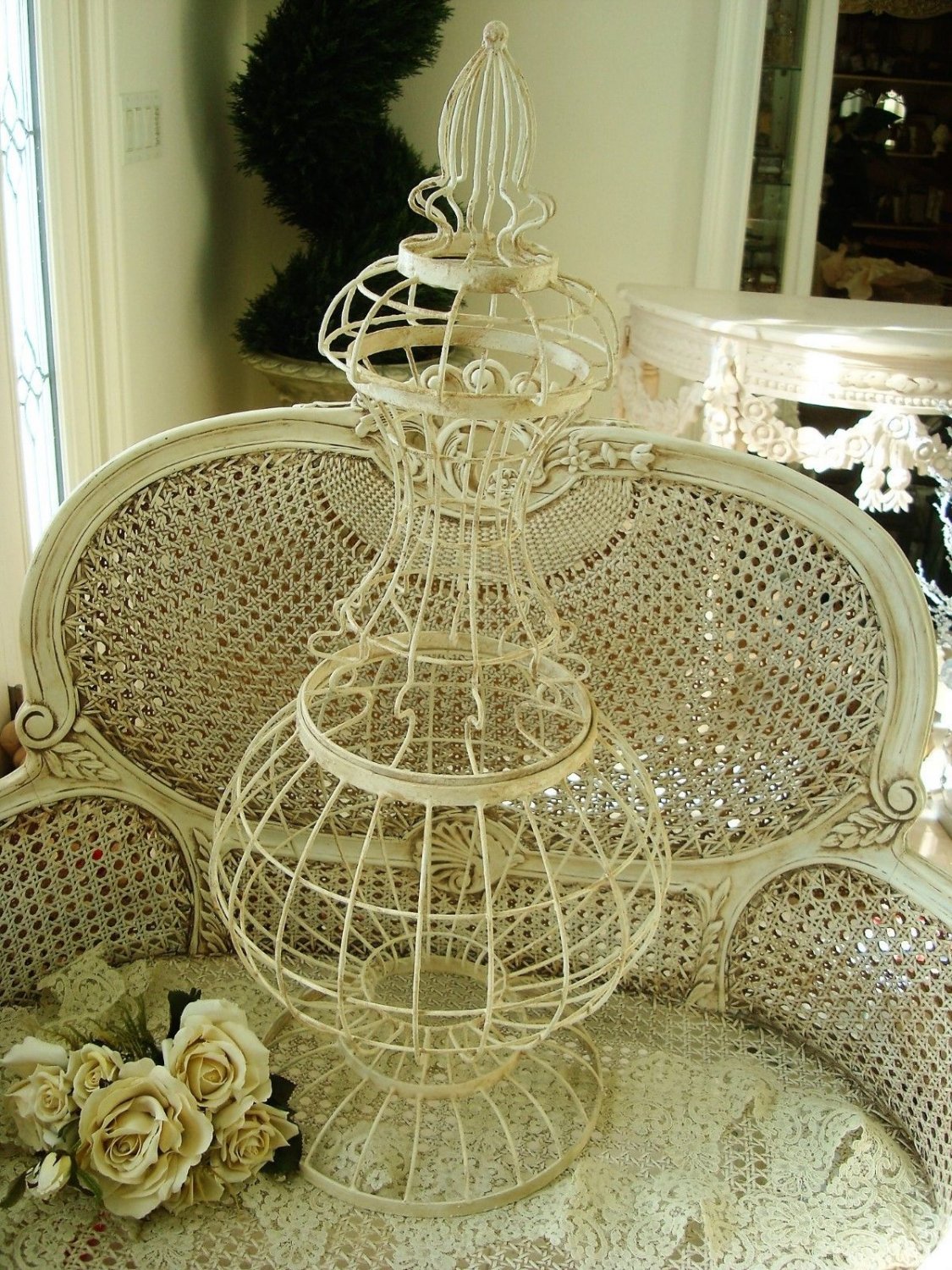 #2 SHABBY PAINTED METAL GARDEN TOPIARY FORM FRAME ***FABULOUS****