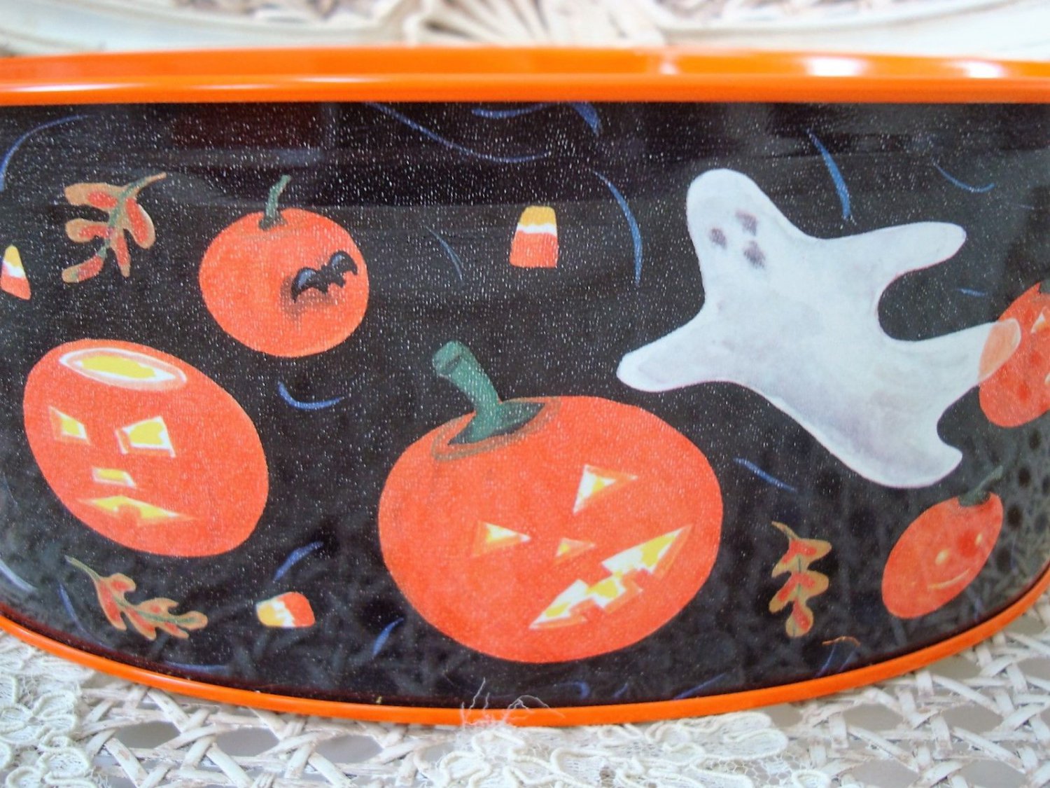 WHIMSICAL HALLOWEEN METAL TIN WITH GHOSTS PUMPKINS CANDY CORN BATS CATS ...