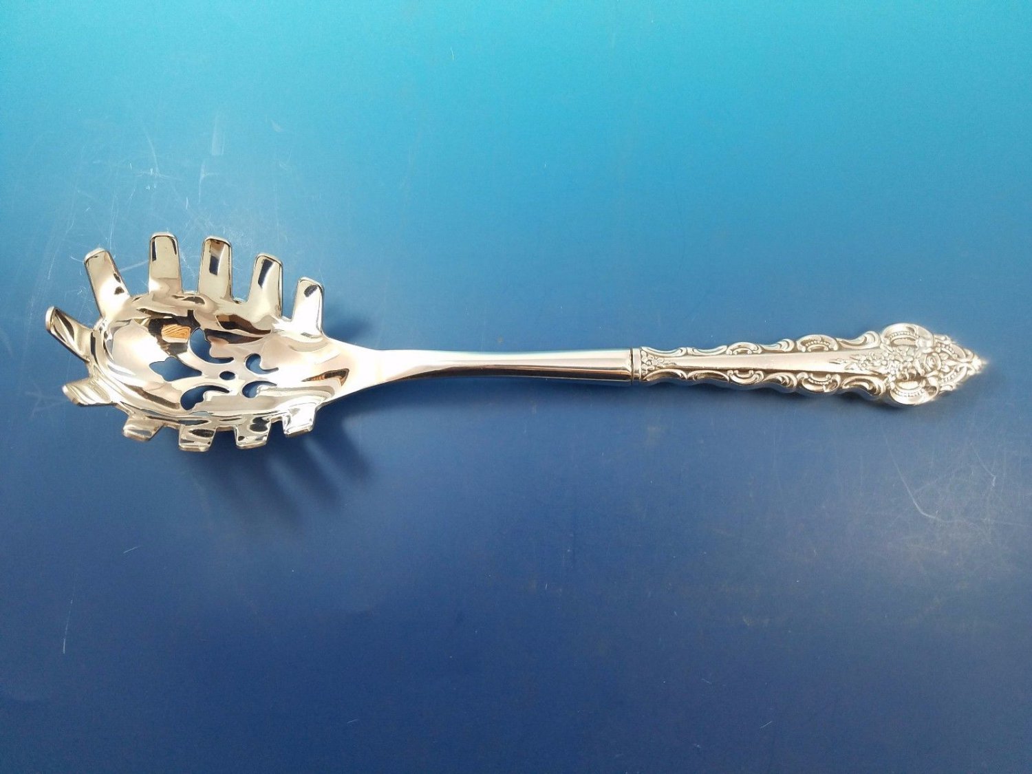 Da Vinci Oneida Stainless Steel Pasta Server Custom Made