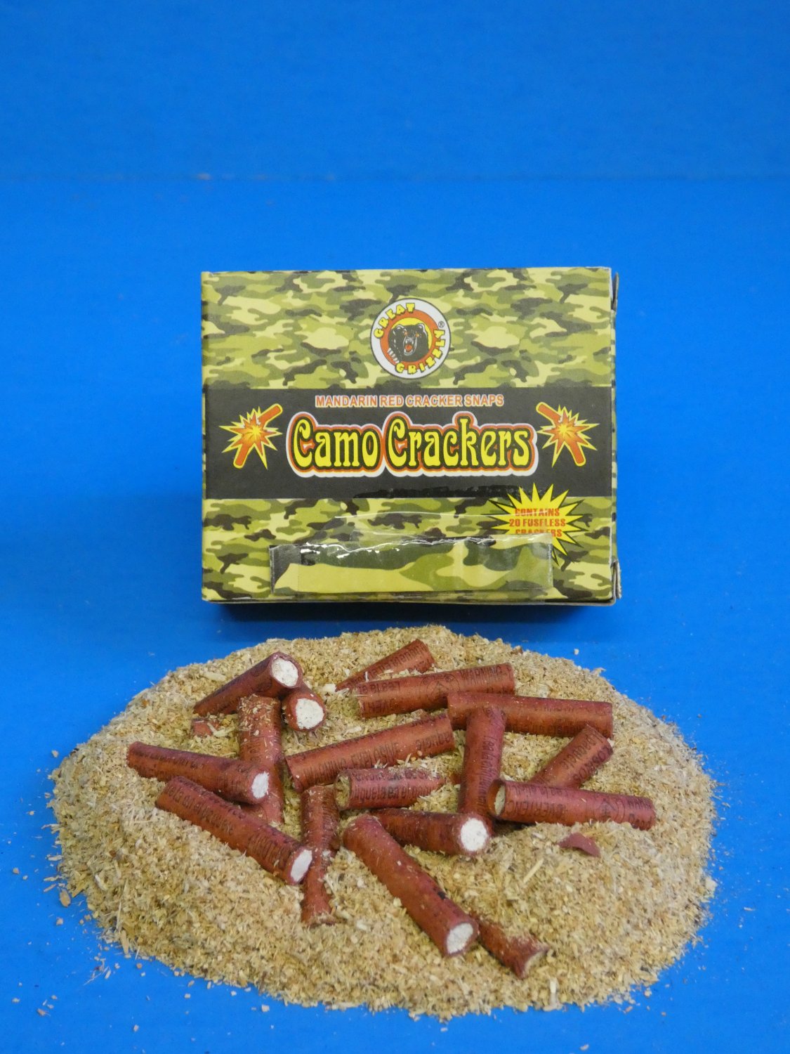 600pc CAMO CRACKERS Mandarin Adult Party Poppers 30 Boxes RED PARTY ...