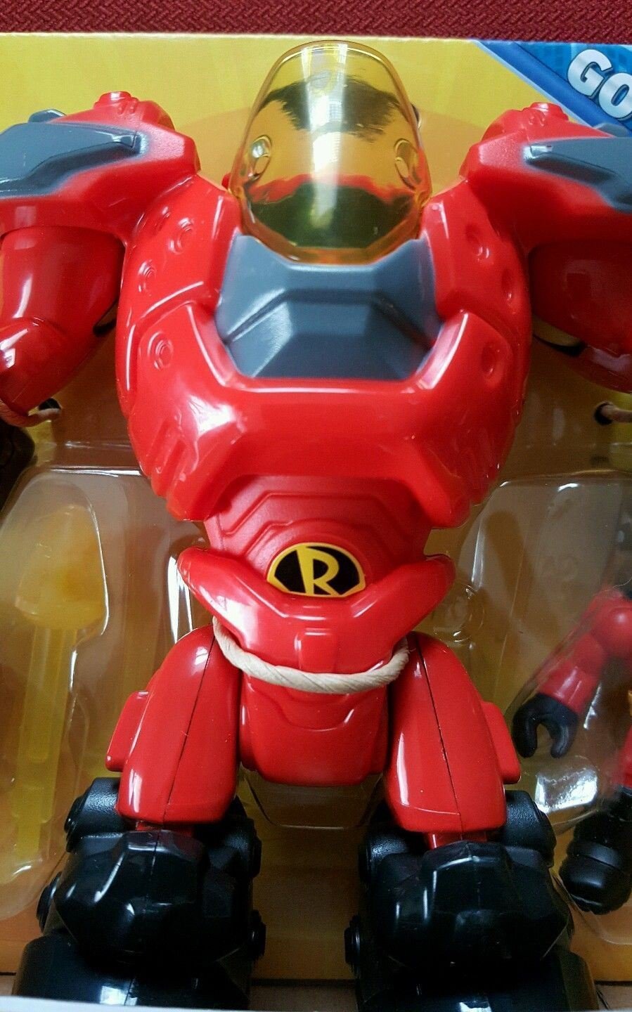 Imaginext ROBIN Mechanical Suit - Gotham City Collection, Fisher-Price