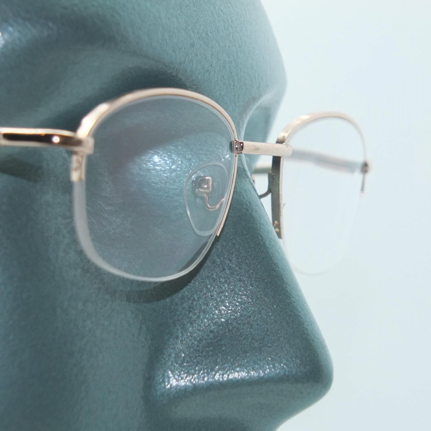 Smooth Rectangle Reading Glasses Gold Metal Top Frame Invisible Bottom ...