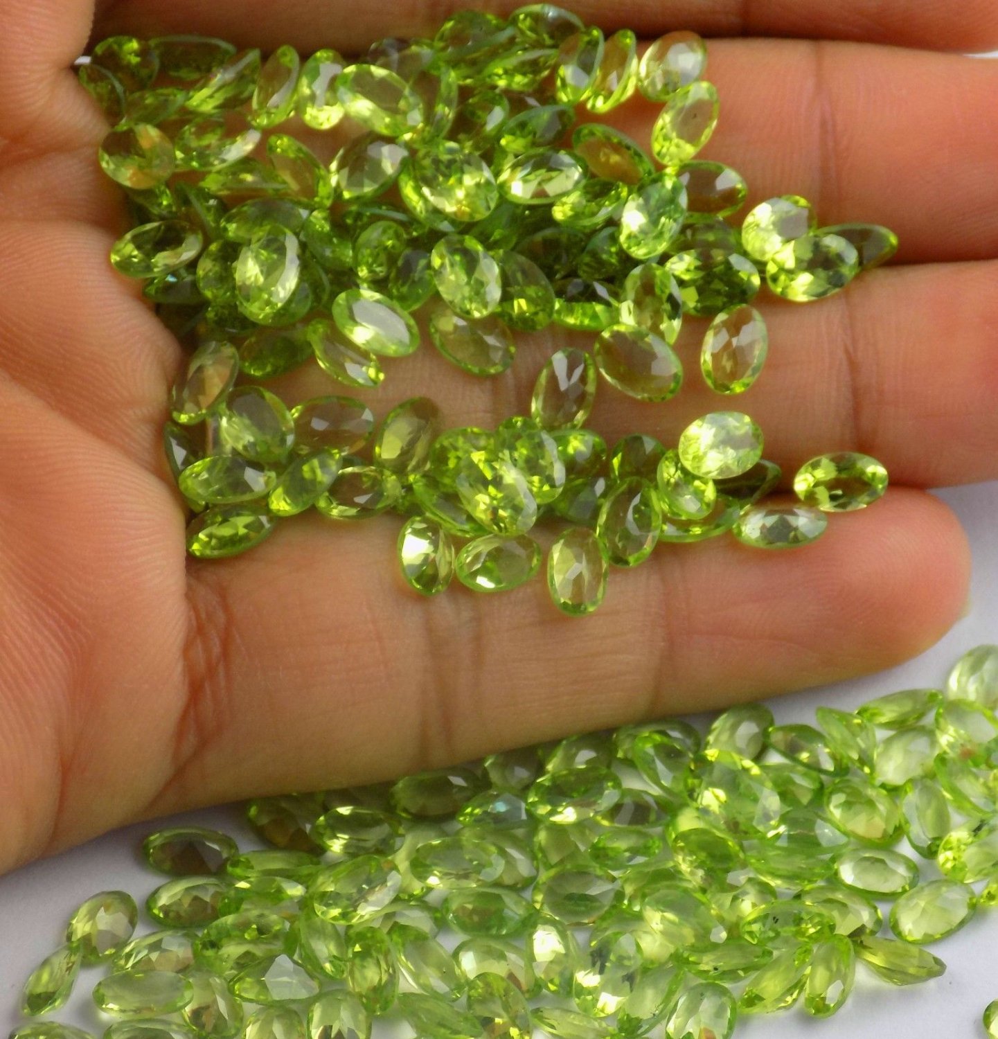 Wholesale 50 Pcs Natural Peridot Oval Shape 4x6mm Normal Cut Loose Gemstone