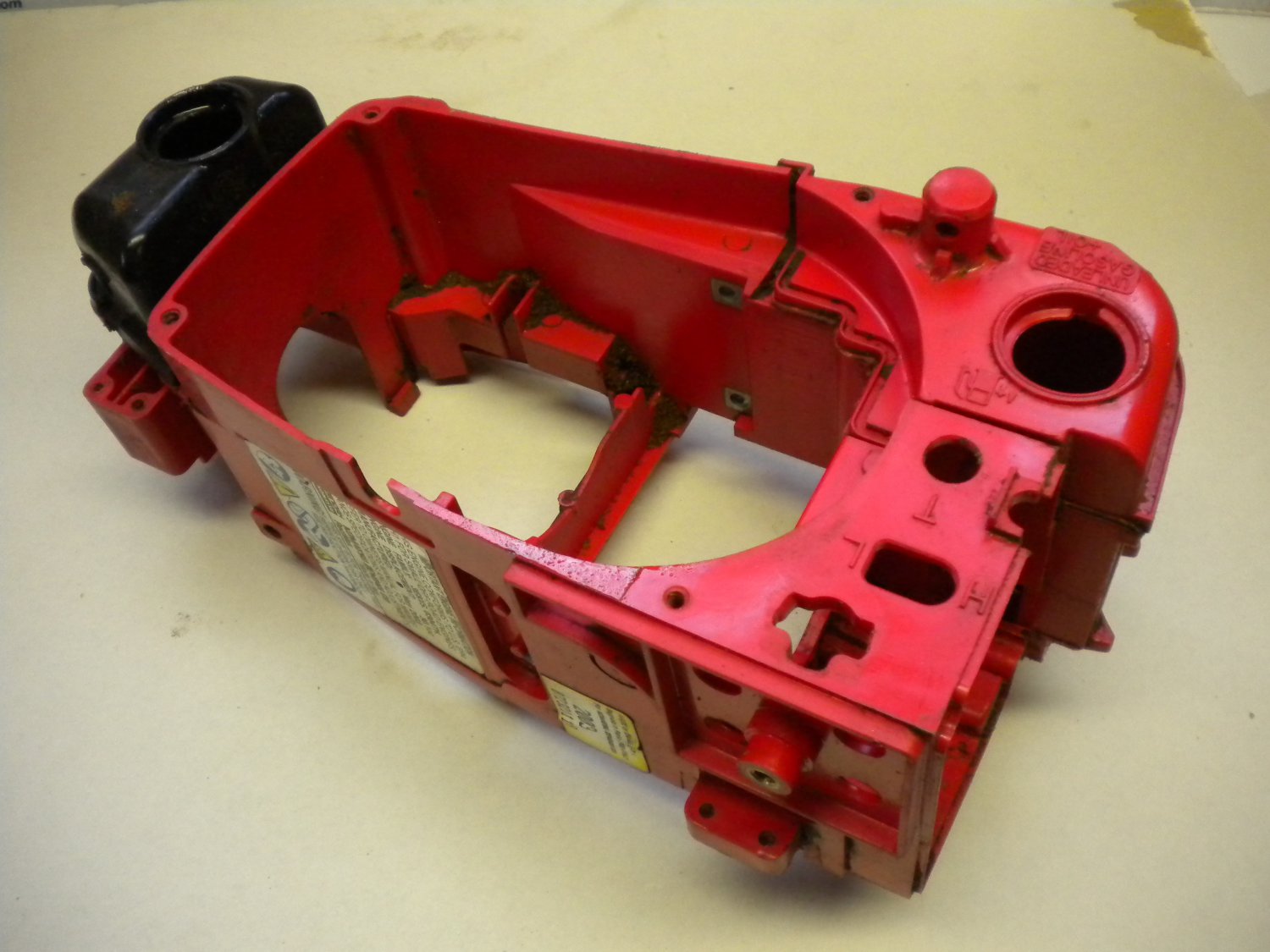 Redmax G3100T ENGINE CASE COMPLETE Chain Saw Chainsaw Parts Used ...